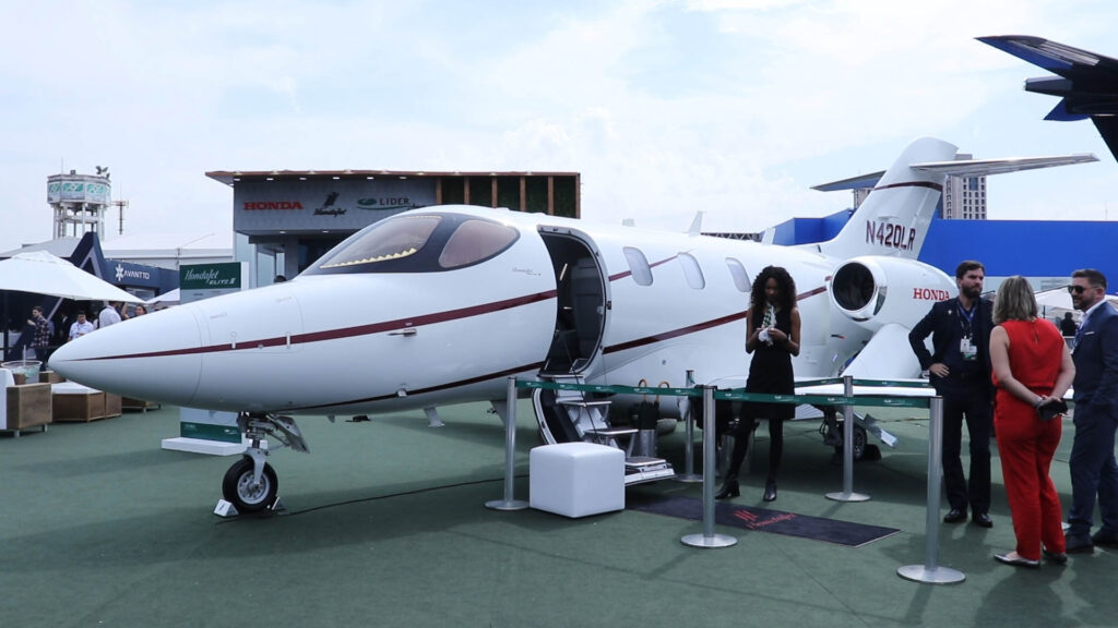 Honda Jet Elite II é exibido pela primeira vez no Brasil - Revista Asas